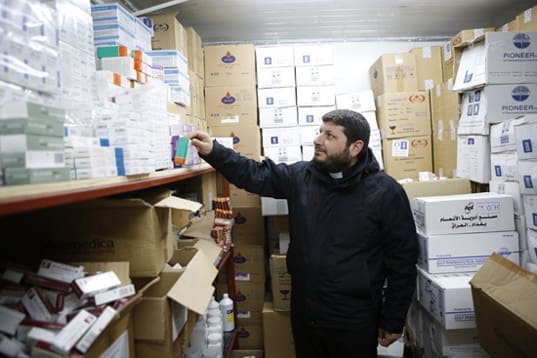 On the Road: An Iraqi Pastor Serves His Displaced Flock | CNEWA