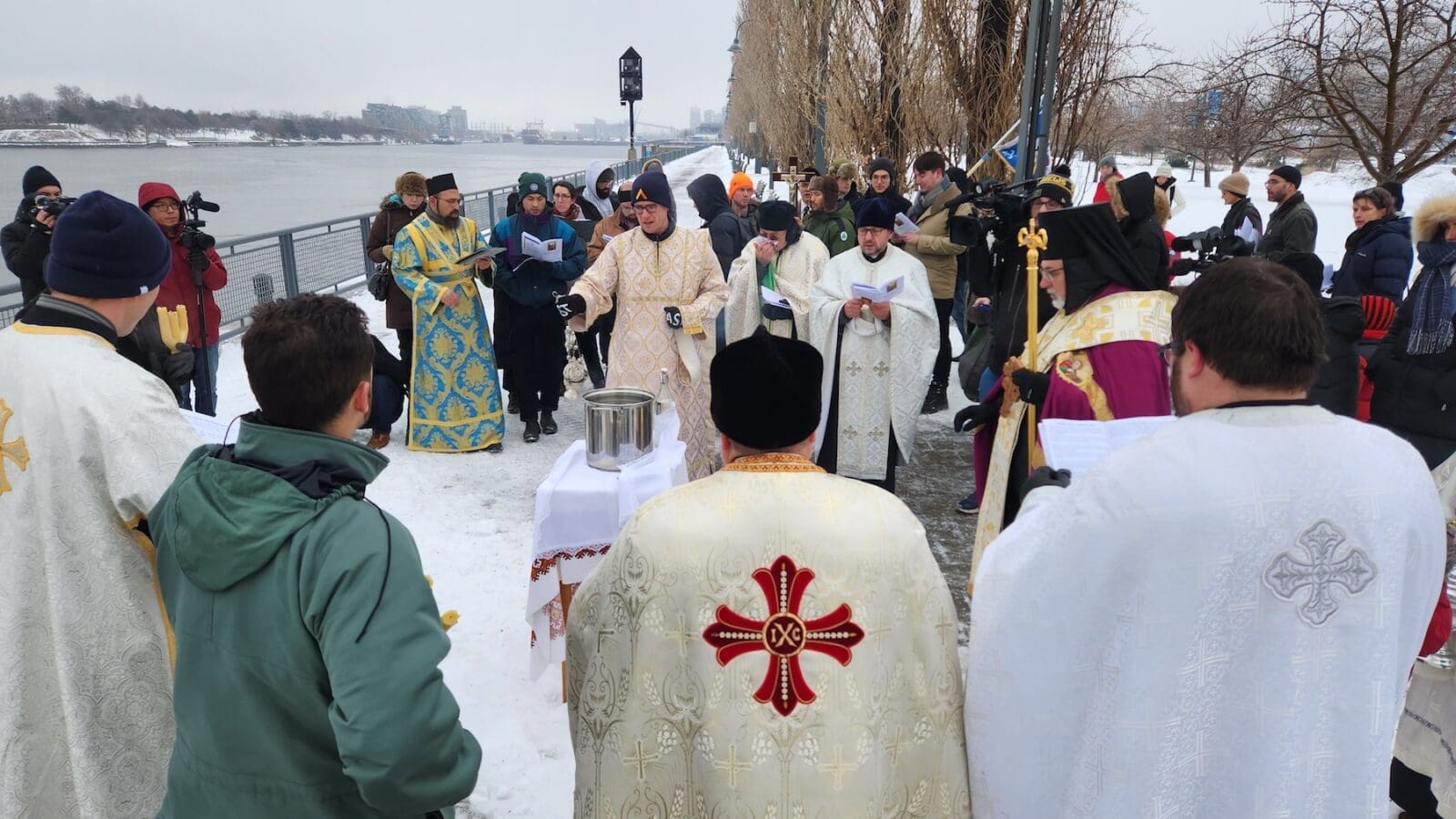 Great Water Blessing Shows Solidarity With Ukraine | CNEWA