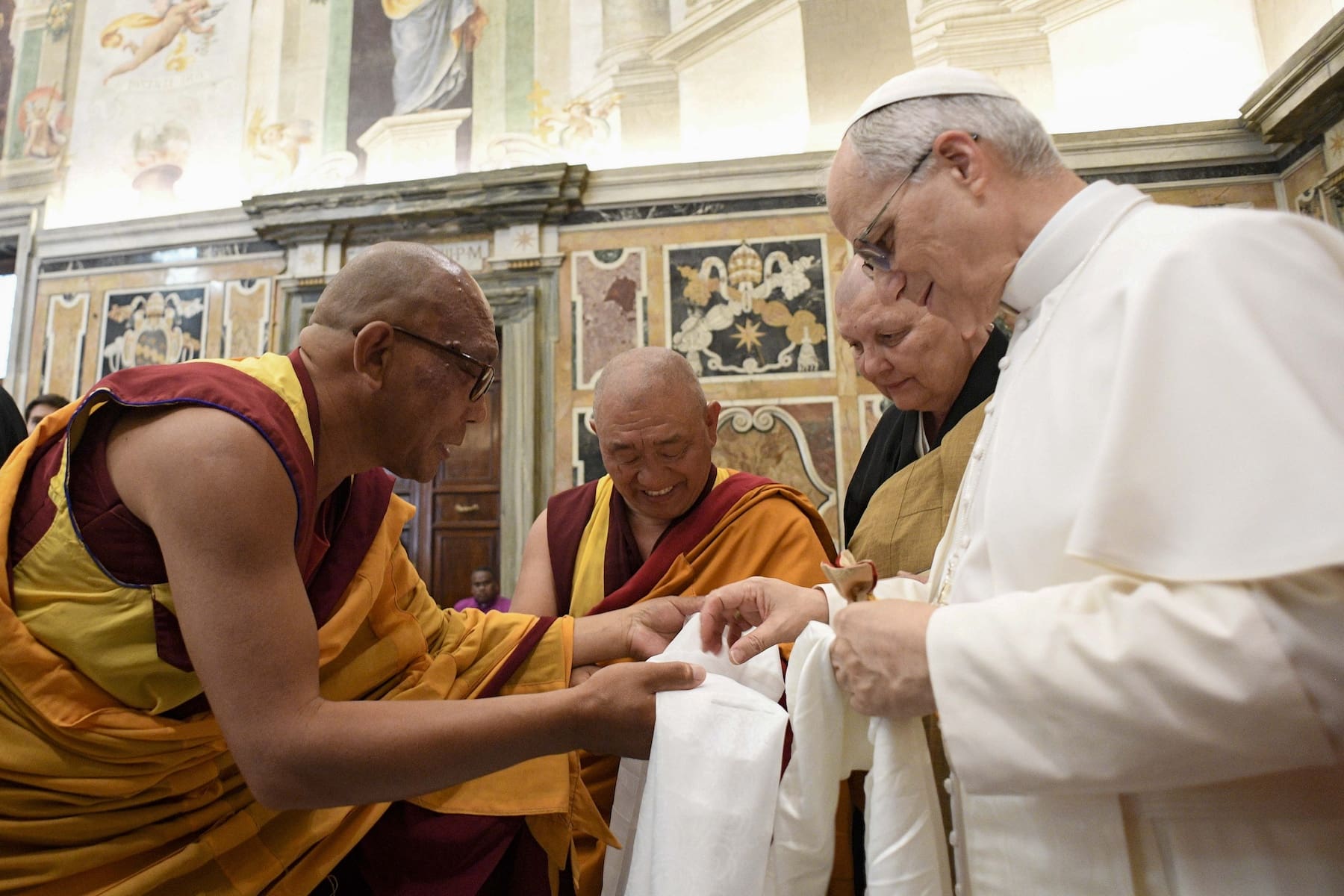Pope Reaffirms Ecumenical Interreligious Dialogue Cnewa